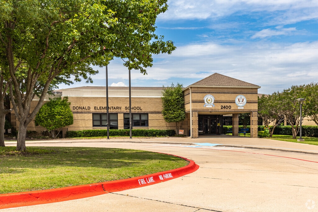 Donald Elementary School, Rankings & Reviews - Homes.com