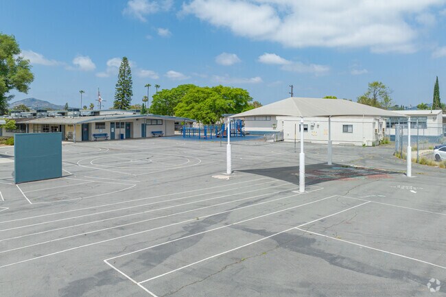 Clay Elementary School, San Diego CA Rankings & Reviews - Homes.com