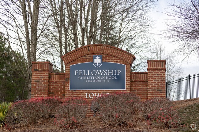 Fellowship Christian School, Rankings & Reviews - Homes.com