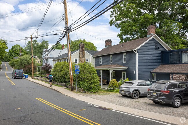 About Peapack and Gladstone | Schools, Demographics, Things to Do - Homes.com