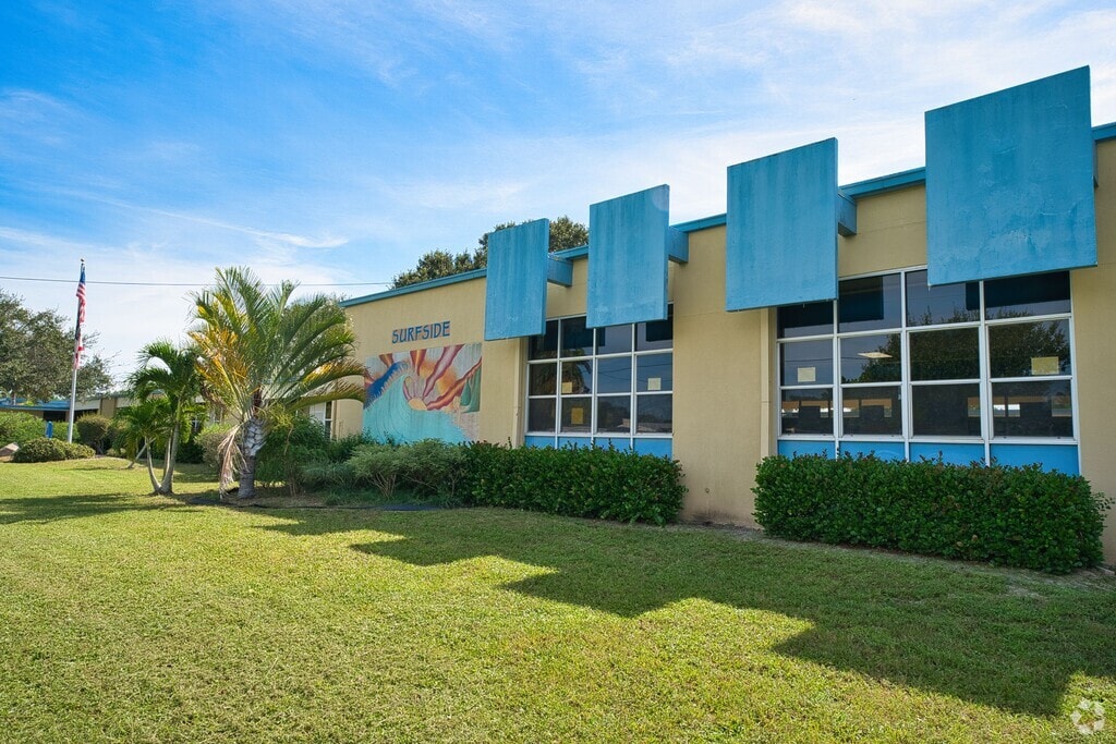 Surfside Elementary School, Rankings & Reviews - Homes.com