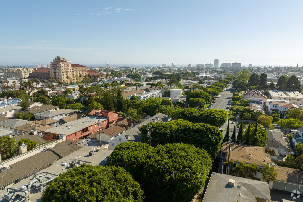 About Mid City Santa Monica Schools Demographics Things To Do