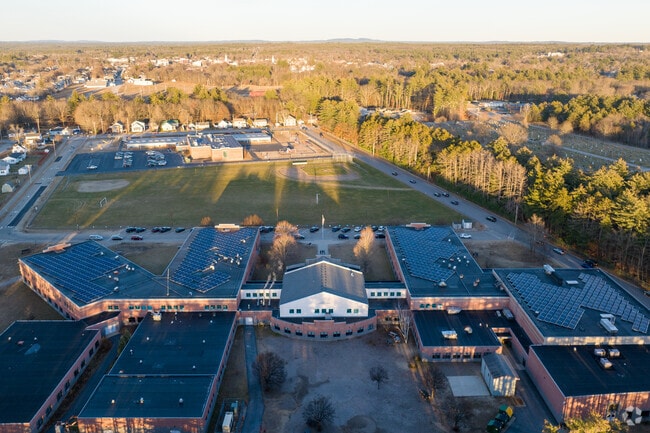 Rochester Middle School, Rankings & Reviews - Homes.com