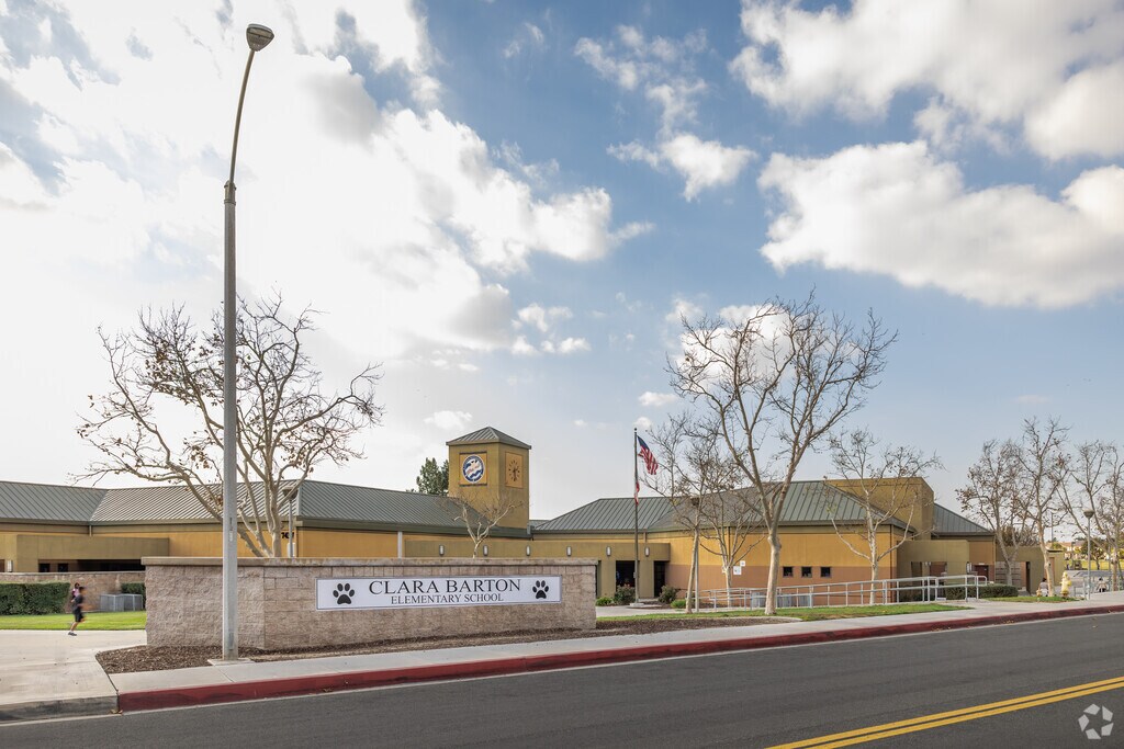 Clara Barton Elementary School, Rankings & Reviews - Homes.com