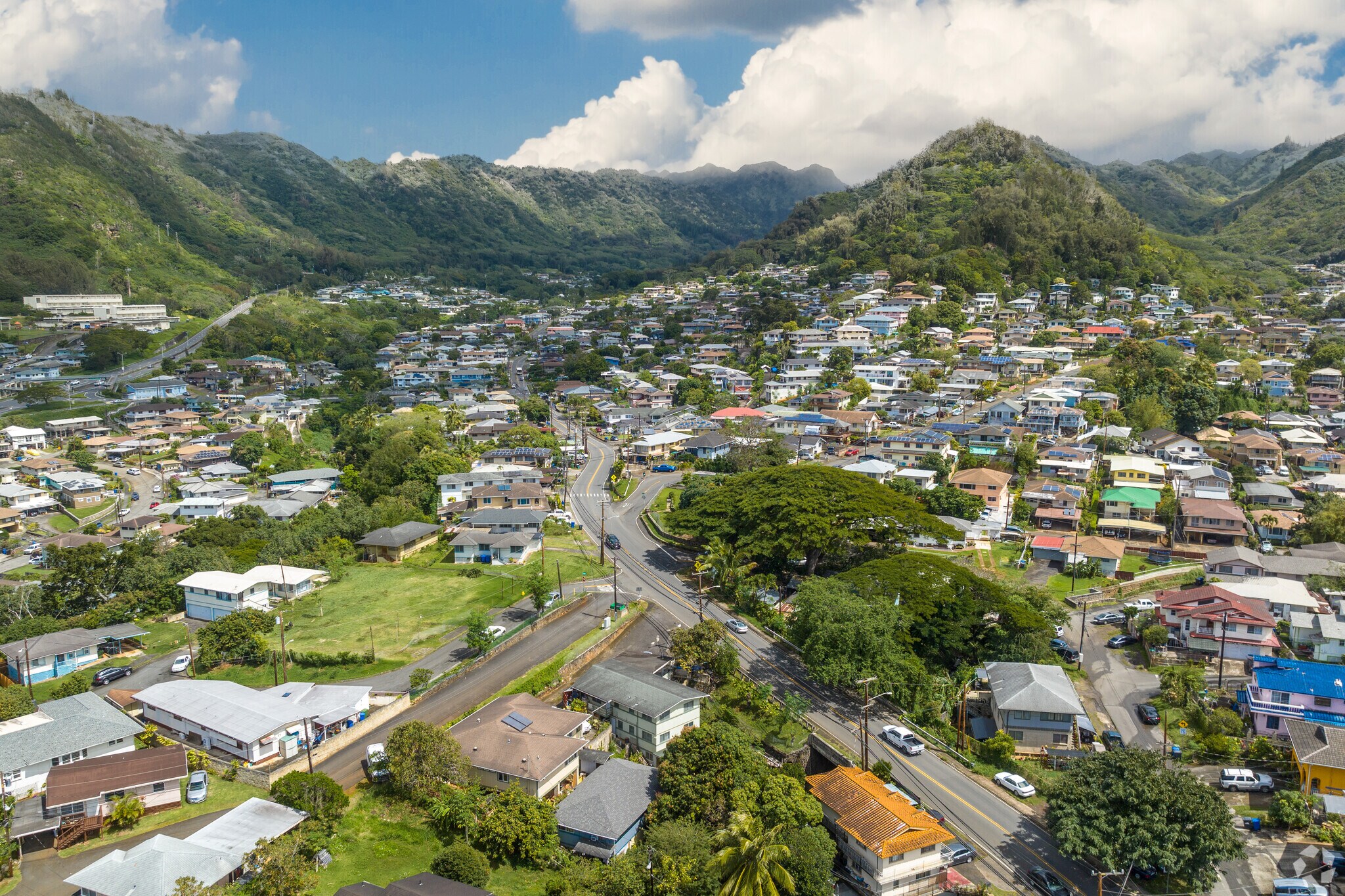 About Aliamanu-Salt Lake | Schools, Demographics, Things to Do - Homes.com