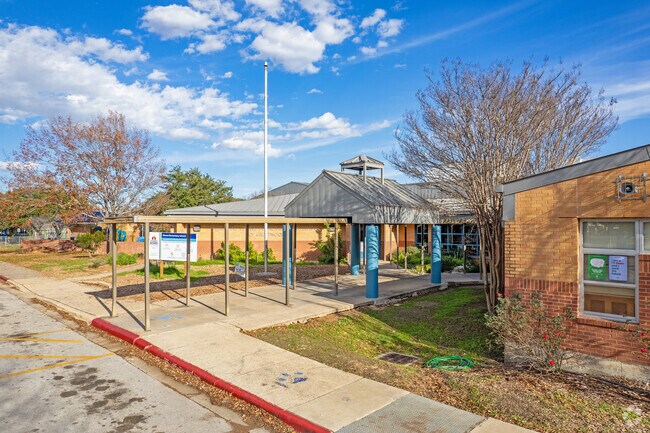 Boone Elementary School, Rankings & Reviews - Homes.com