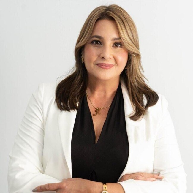 Dinorah Navarro | Real Estate Agent in Orlando, FL - Homes.com