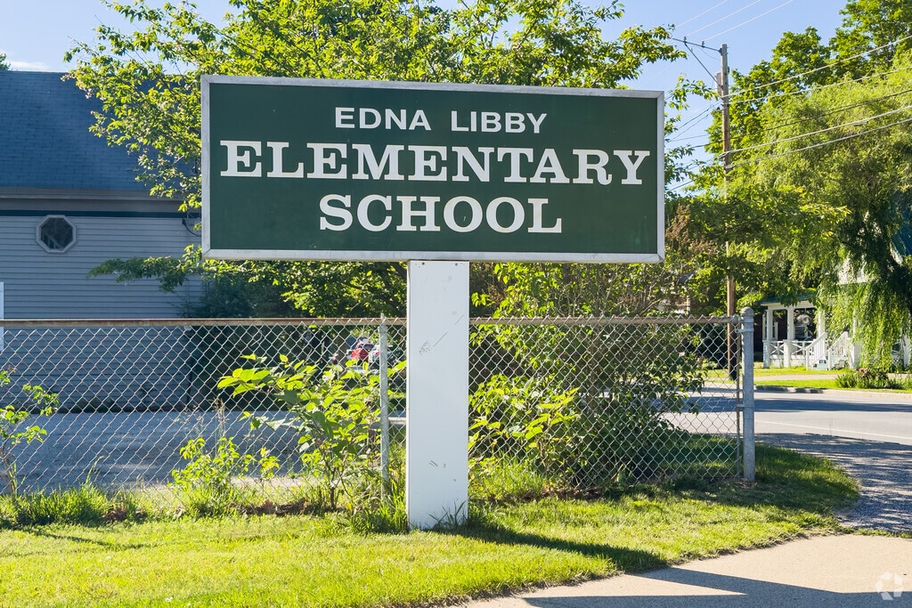 Edna Libby Elementary School, Rankings & Reviews - Homes.com