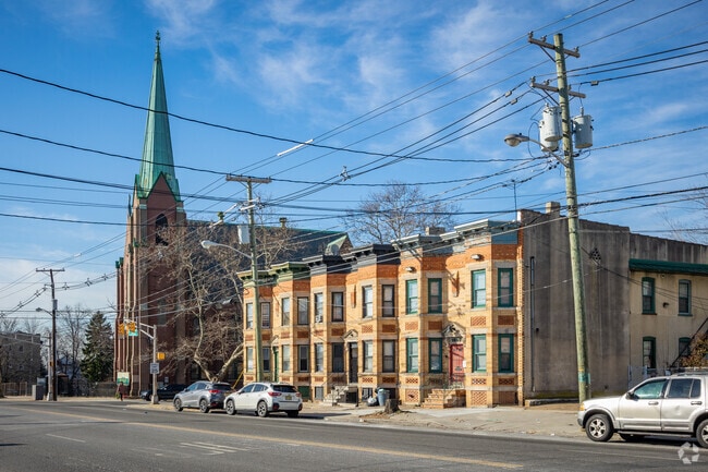 About Greenville | Schools, Demographics, Things to Do - Homes.com About Greenville | Schools, Demographics, Things to Do - Homes.com