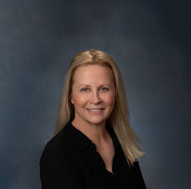 Niki Murphy | Real Estate Agent in Grants Pass, OR - Homes.com