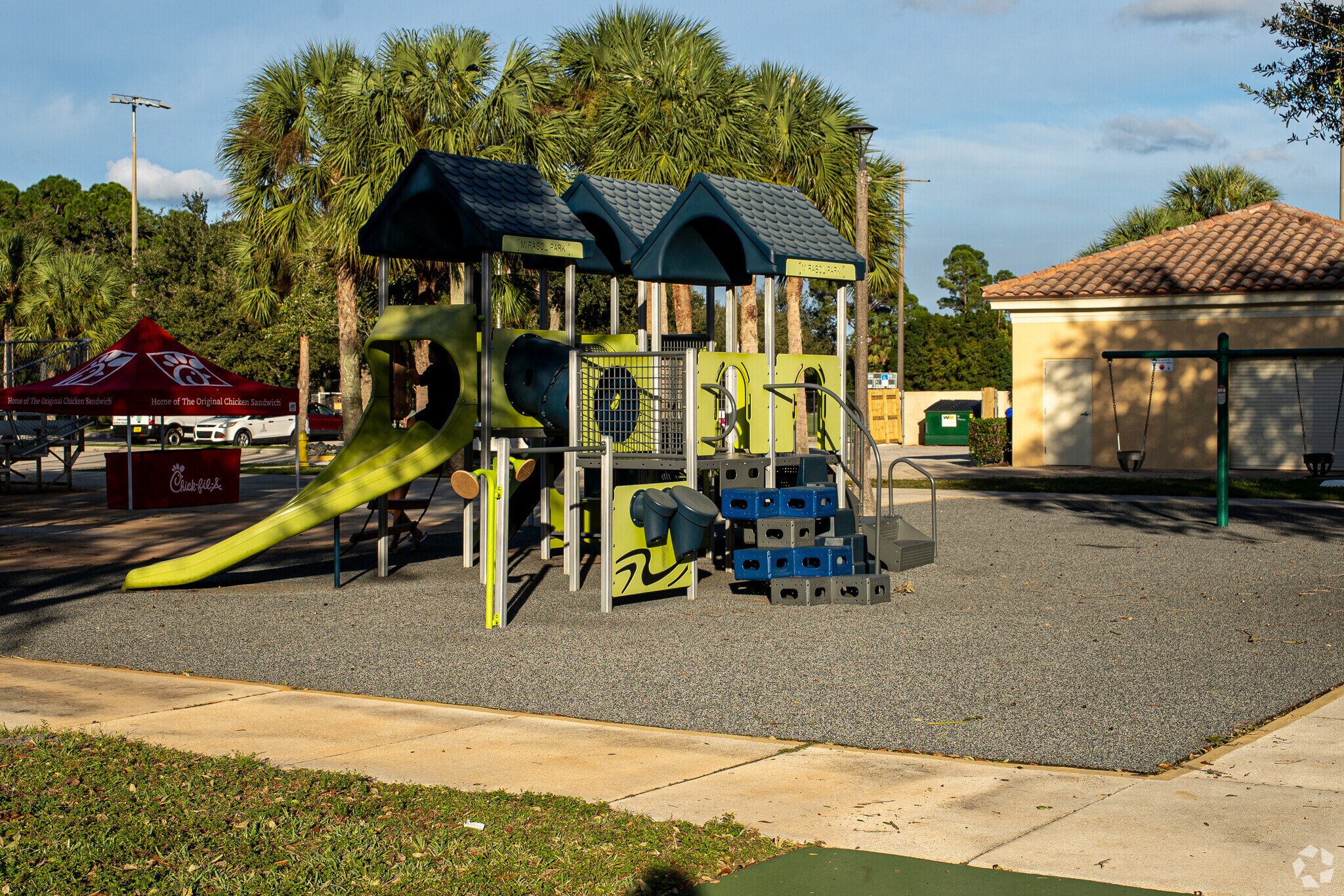 Palm Beach Gardens, FL City Guide | About Living in Palm Beach Gardens - Homes.com