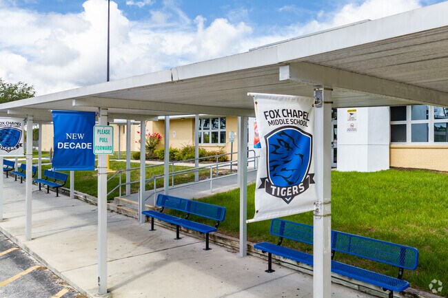 Fox Chapel Middle School, Rankings & Reviews - Homes.com