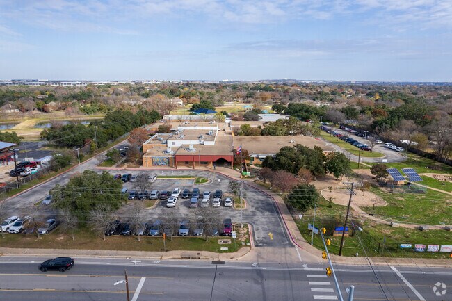 Davis Elementary School, Rankings & Reviews - Homes.com