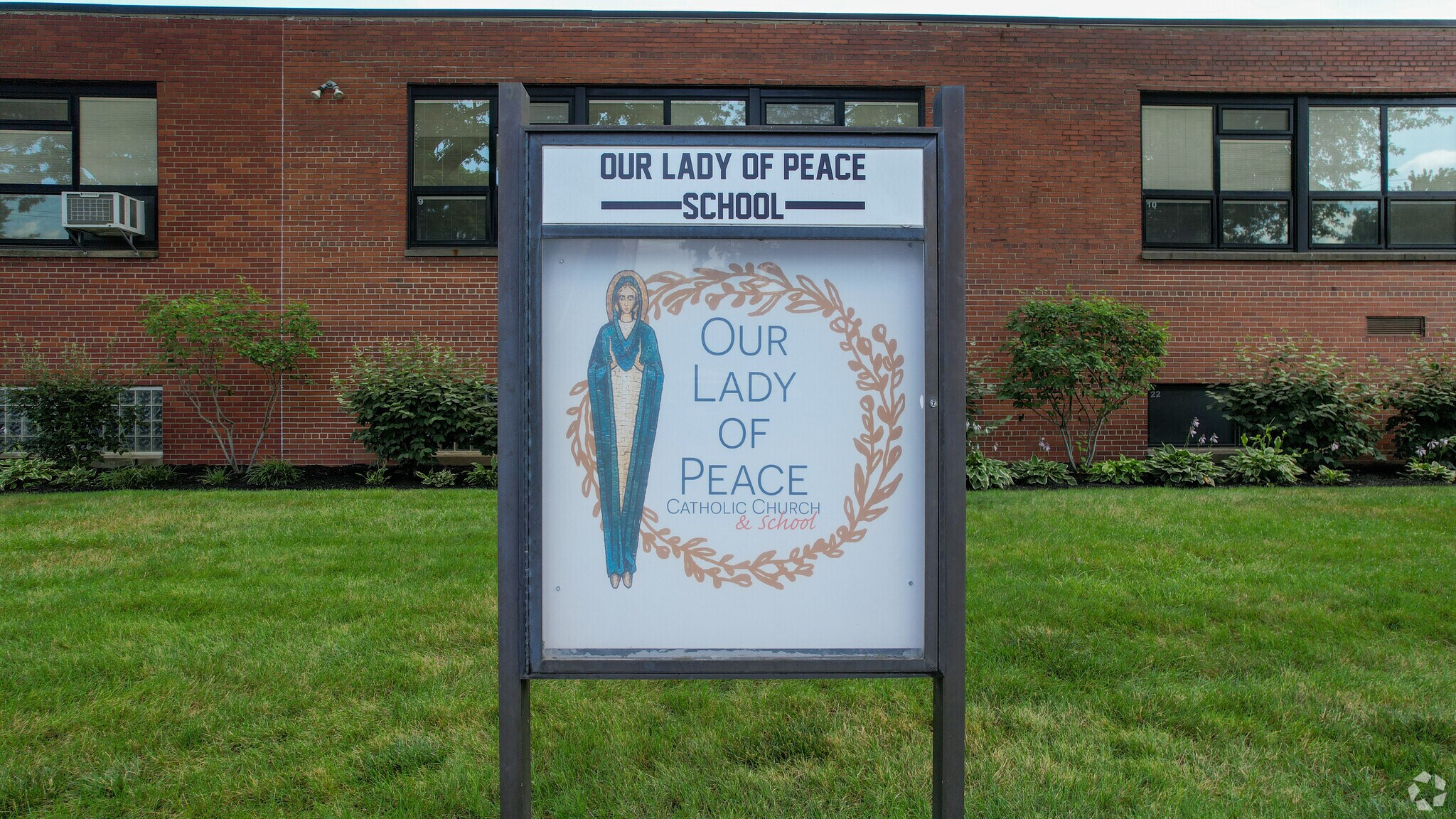 905 Augusta Glen Dr, Columbus, OH 43235 | MLS# 223024393 | Homes.com