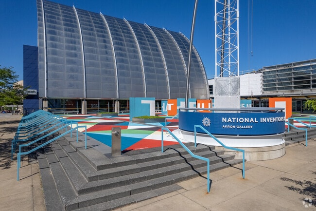 NIHF STEM Middle School, Rankings & Reviews - Homes.com