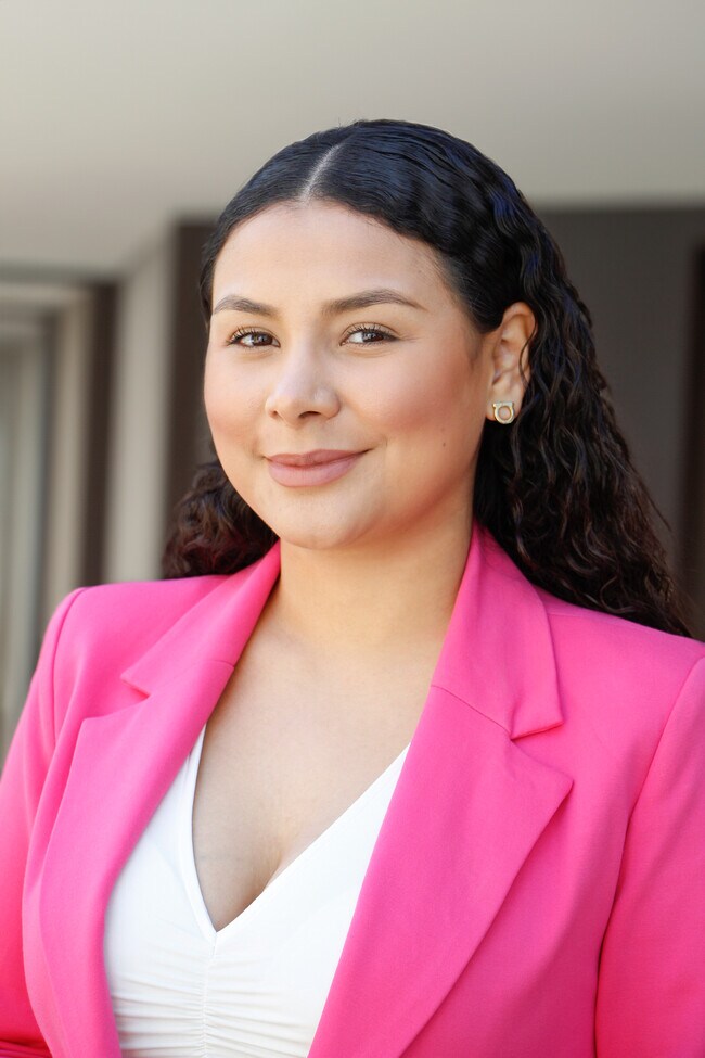 Heidy Lopez Garcia | Real Estate Agent in Phoenix, AZ - Homes.com