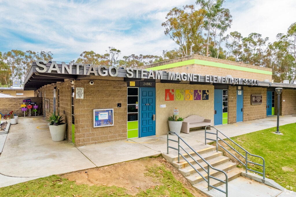 Santiago STEAM Magnet Elementary School, Rankings & Reviews - Homes.com