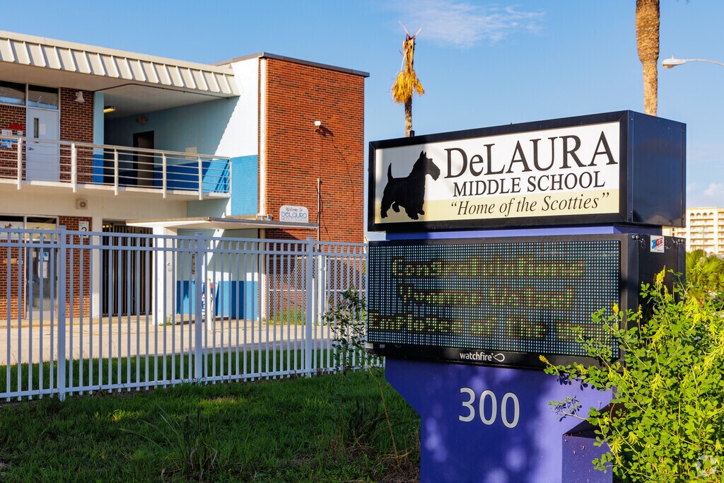 DeLaura Middle School, Rankings & Reviews - Homes.com