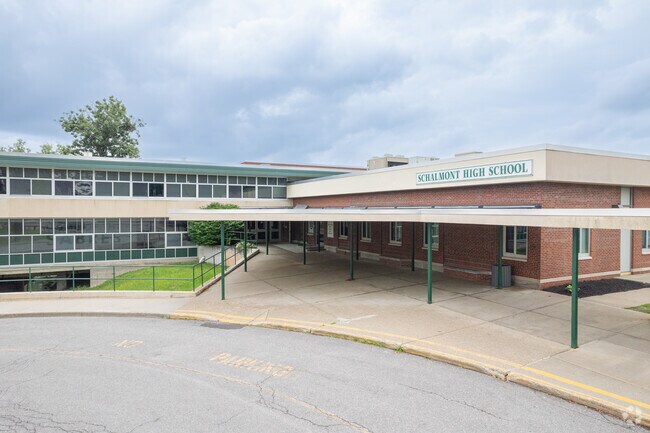 Schalmont High School, Rankings & Reviews - Homes.com