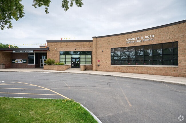 Charles H. Roth Junior High School, Rankings & Reviews - Homes.com