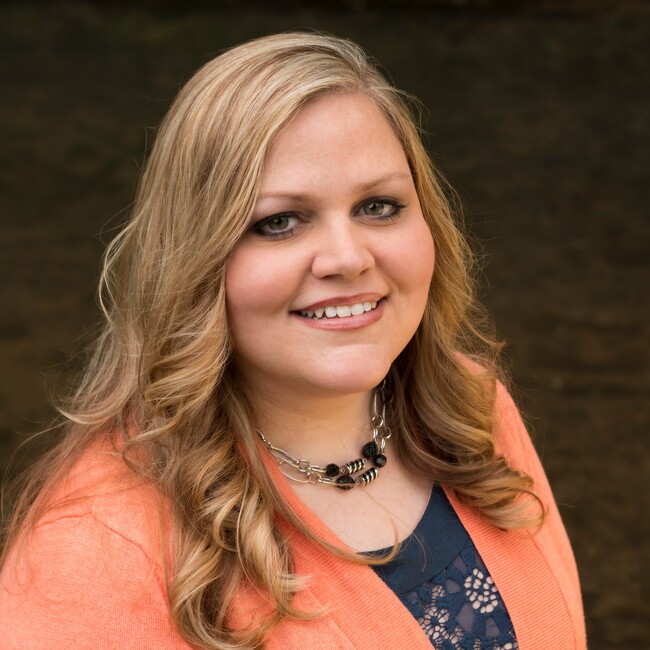 Cassie Clabough Real Estate Agent In Sevierville Tn