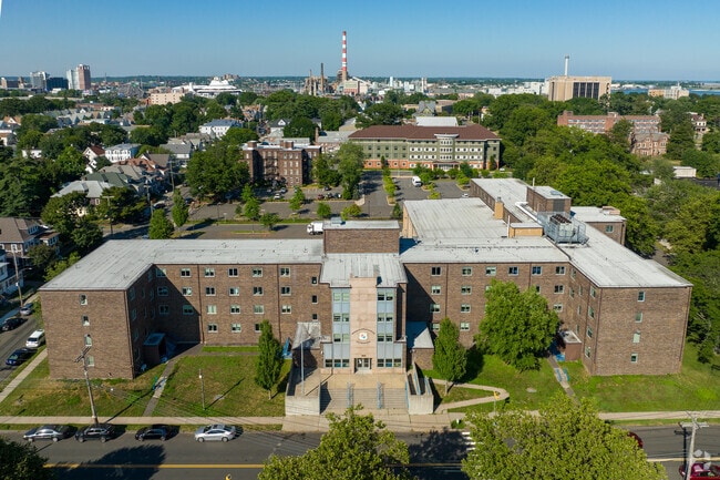 Bridgeport Military Academy, Rankings & Reviews - Homes.com