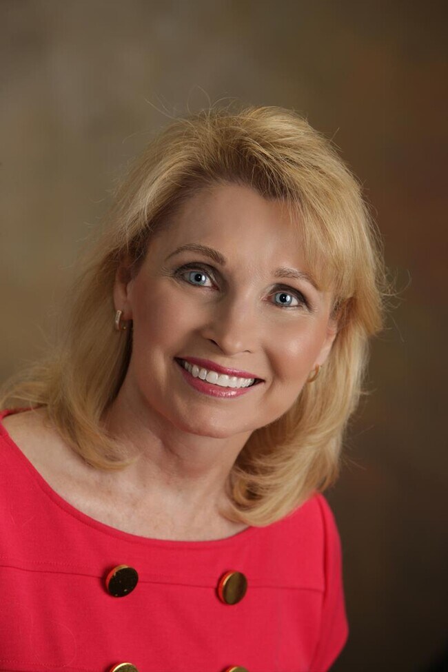Janet Ast | Real Estate Agent in Wichita, KS - Homes.com Janet Ast | Real Estate Agent in Wichita, KS - Homes.com