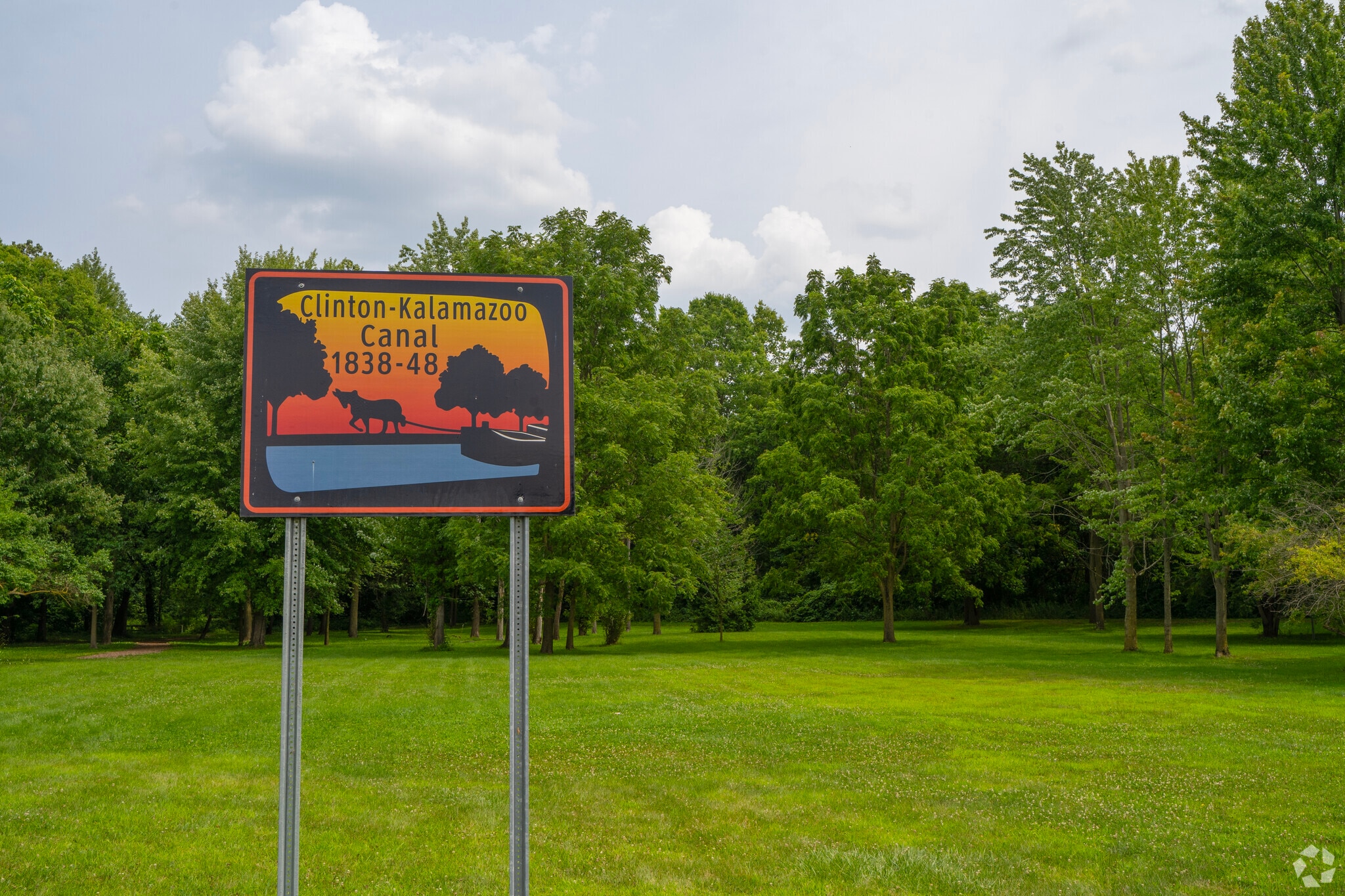 About The Corners at Cherry Glen, Macomb MI | HOAs, Reviews, Amenities - Homes.com