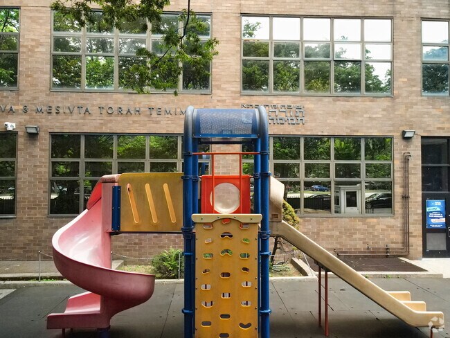 Yeshiva & Mesivta Torah Temimah, Rankings & Reviews - Homes.com