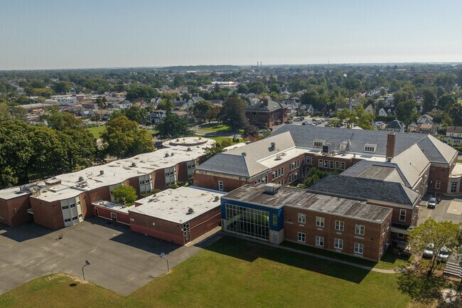 Caroline G. Atkinson Intermediate School, Rankings & Reviews - Homes.com