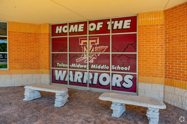 Tuloso-Midway Middle, Rankings & Reviews - Homes.com