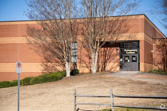 Lawrenceville Elementary School in Lawrenceville, GA - Homes.com