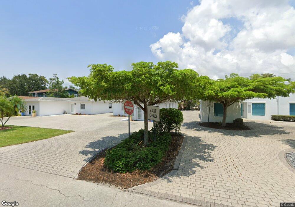 819 Myrtle Terrace, Naples, FL 34103 | Homes.com